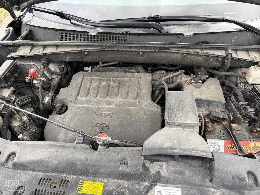 Brūns Toyota Highlander 2016 Kretinga, ar dzinēja tilpumu 3.50 L un nobraukumu 270 tūkst. km par 16000 €, foto 22 vietnē AUTOMOTO.COM.LV