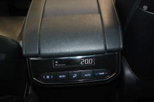 Brūns Toyota Highlander 2021 Kauņa, ar dzinēja tilpumu 2.49 L un nobraukumu 167 tūkst. km par 36500 €, foto 36 vietnē AUTOMOTO.COM.LV