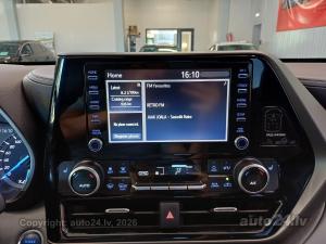 Brūns Toyota Highlander 2021 Tallina, ar dzinēja tilpumu 2.50 L un nobraukumu 126 tūkst. km par 35900 €, foto 15 vietnē AUTOMOTO.COM.LV