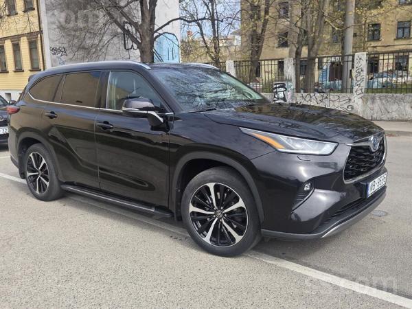 Brūns Toyota Highlander 2022 Rīga, ar dzinēja tilpumu 2.50 L un nobraukumu 105 tūkst. km par 39900 €, foto 4 vietnē AUTOMOTO.COM.LV