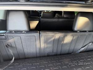 Brūns Toyota Highlander 2021 Tallina, ar dzinēja tilpumu 2.50 L un nobraukumu 82 tūkst. km par 37900 €, foto 11 vietnē AUTOMOTO.COM.LV