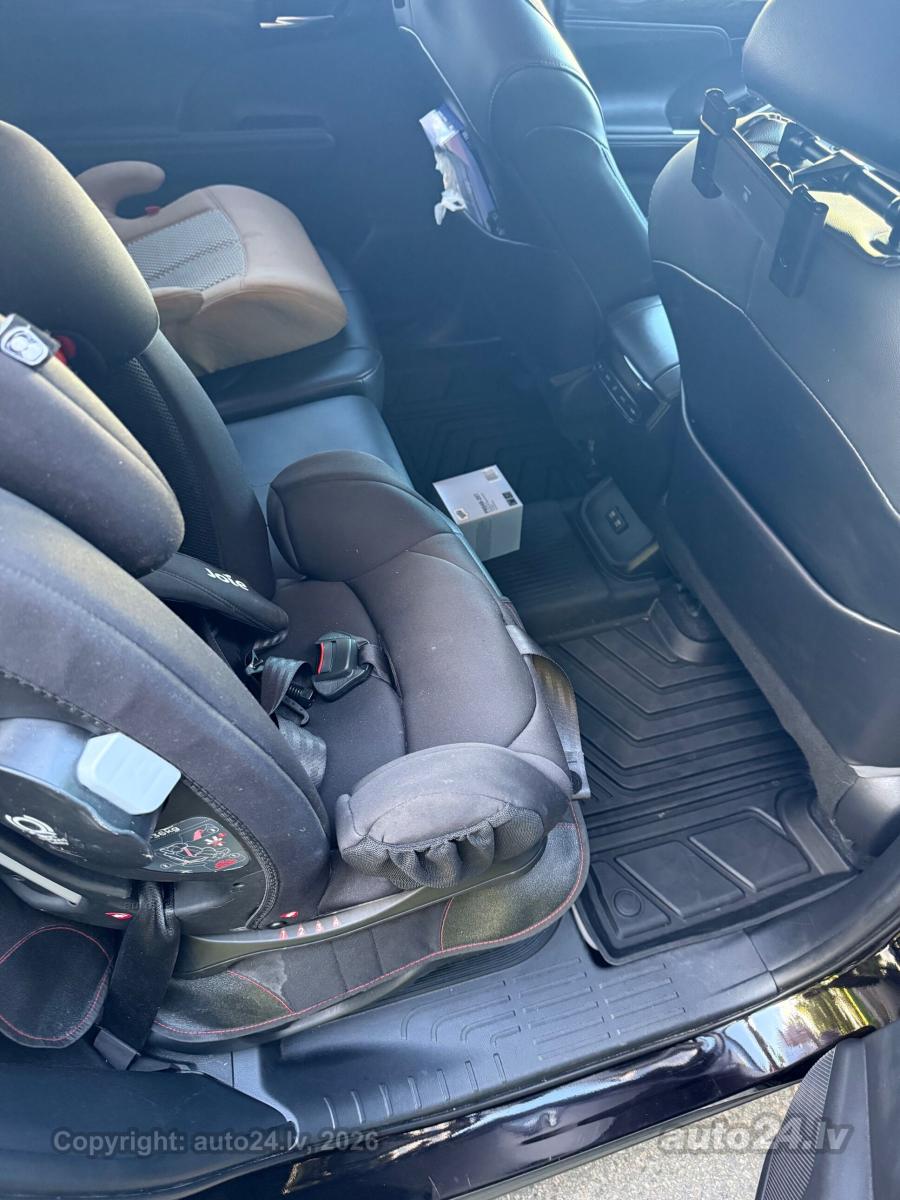 Brūns Toyota Highlander 2021 Tallina, ar dzinēja tilpumu 2.50 L un nobraukumu 82 tūkst. km par 37900 €, foto 17 vietnē AUTOMOTO.COM.LV
