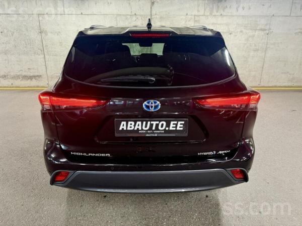 Toyota Highlander 2022 Rīga vietnē Brūns Toyota Highlander 2022 Rīga, ar dzinēja tilpumu 2.50 L un nobraukumu 136 tūkst. km par 33995 €, foto 4 vietnē AUTOMOTO.COM.LV