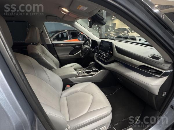 Toyota Highlander 2021 Rīga, ar dzinēja tilpumu 2.50 L un nobraukumu 75 tūkst. km par 65500 €, foto 8 vietnē AUTOMOTO.COM.LV