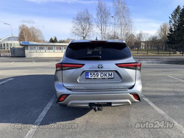 Toyota Highlander 2021 in Tallinn, with an engine capacity of 2.50 L and mileage of 73 thousand km for 44000 €, photo 6 on AUTOMOTO.COM.LV