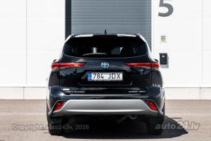 Toyota Highlander 2021 Tallina, ar dzinēja tilpumu 2.50 L un nobraukumu 82 tūkst. km par 39900 €, foto 6 vietnē AUTOMOTO.COM.LV