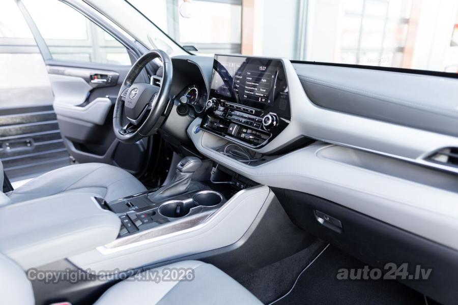 Toyota Highlander 2021 Tallina, ar dzinēja tilpumu 2.50 L un nobraukumu 82 tūkst. km par 39900 €, foto 27 vietnē AUTOMOTO.COM.LV