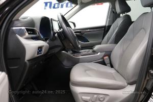 Toyota Highlander 2022 Tallina, ar dzinēja tilpumu 2.50 L un nobraukumu 45 tūkst. km par 46500 €, foto 5 vietnē AUTOMOTO.COM.LV