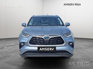 Toyota Highlander 2022 in Riga, with an engine capacity of 2.50 L and mileage of 79 thousand km for 40700 €, photo 6 on AUTOMOTO.COM.LV