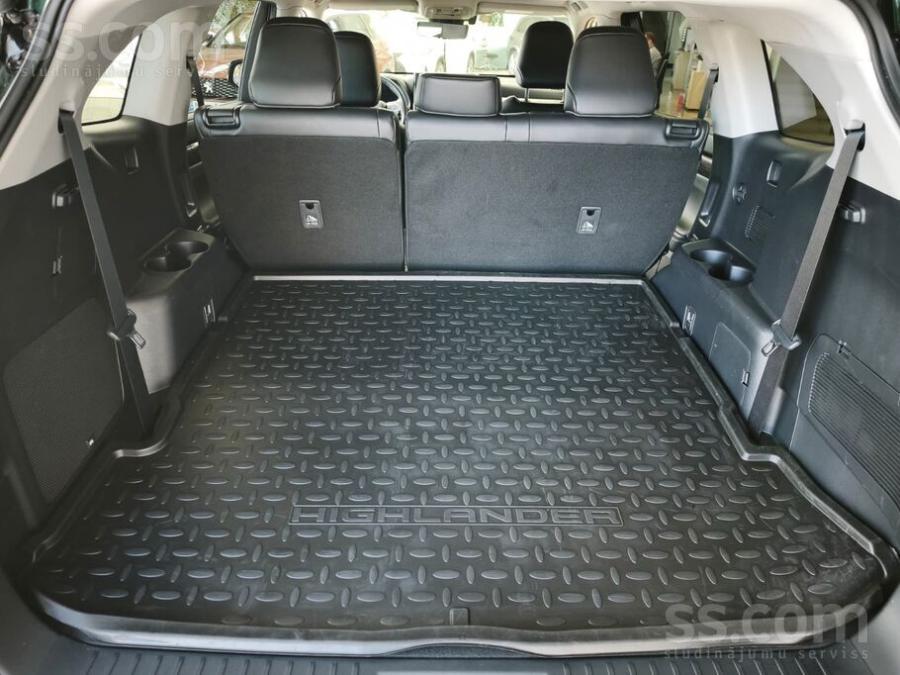 Zaļš Toyota Highlander 2023 Rīga, ar dzinēja tilpumu 2.50 L un nobraukumu 40 tūkst. km par 53900 €, foto 12 vietnē AUTOMOTO.COM.LV