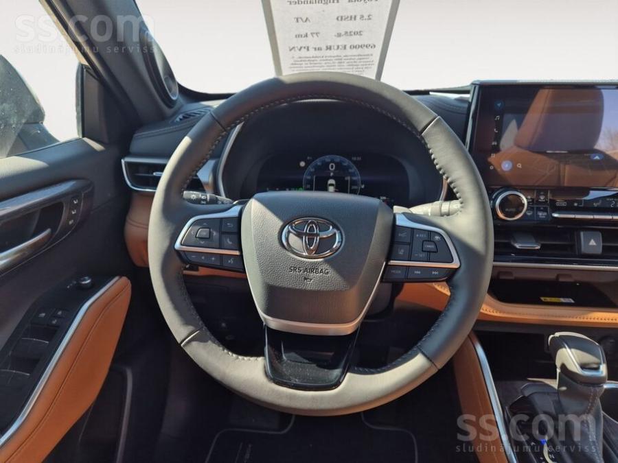Zaļš Toyota Highlander 2025 Rīga, ar dzinēja tilpumu 2.50 L un nobraukumu 100 tūkst. km par 69900 €, foto 13 vietnē AUTOMOTO.COM.LV