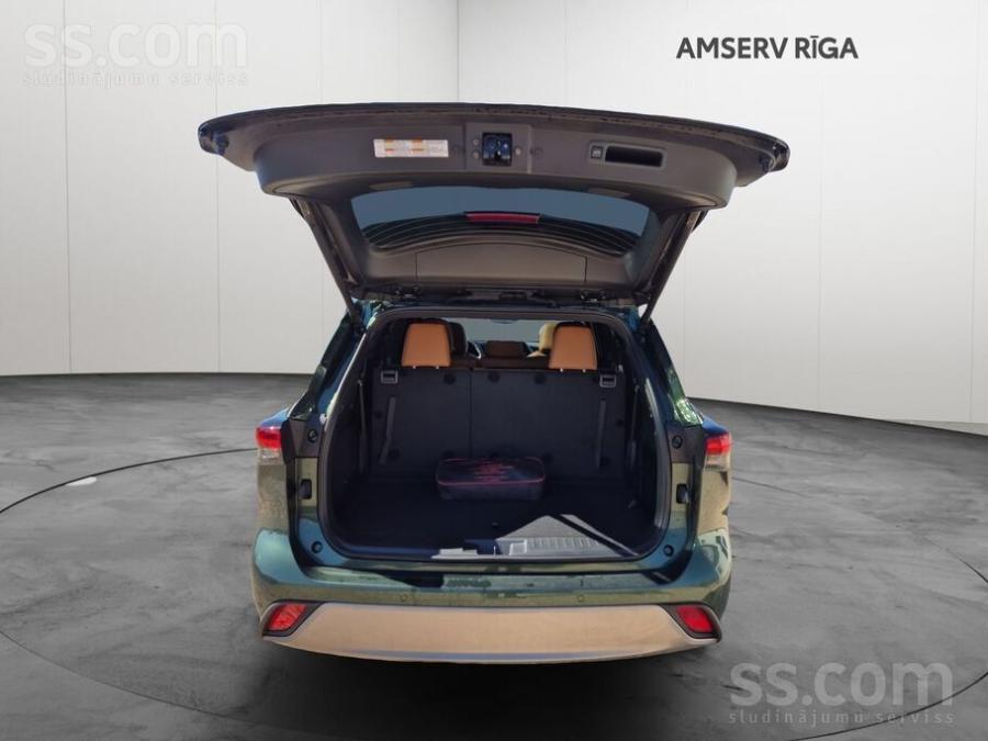 Zaļš Toyota Highlander 2025 Rīga, ar dzinēja tilpumu 2.50 L un nobraukumu 0 tūkst. km par 69900 €, foto 11 vietnē AUTOMOTO.COM.LV