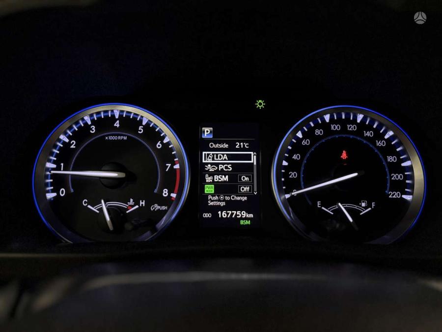 Grey Toyota Highlander 2017 in Vilnius, with an engine capacity of 3.46 L and mileage of 168 thousand km for 21490 €, photo 29 on AUTOMOTO.COM.LV