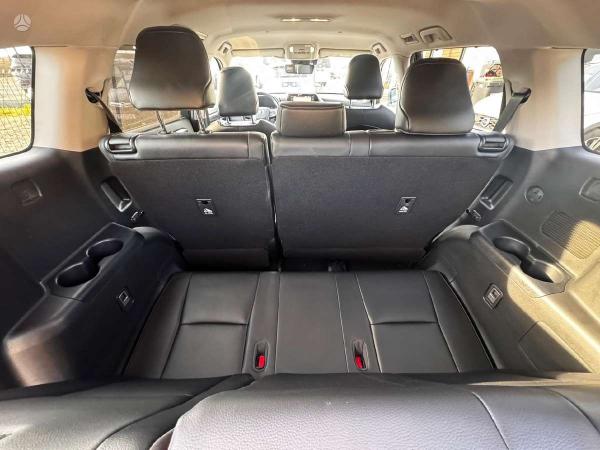 Pelēks Toyota Highlander 2021 Viļņa, ar dzinēja tilpumu 2.49 L un nobraukumu 36 tūkst. km par 39900 €, foto 11 vietnē AUTOMOTO.COM.LV