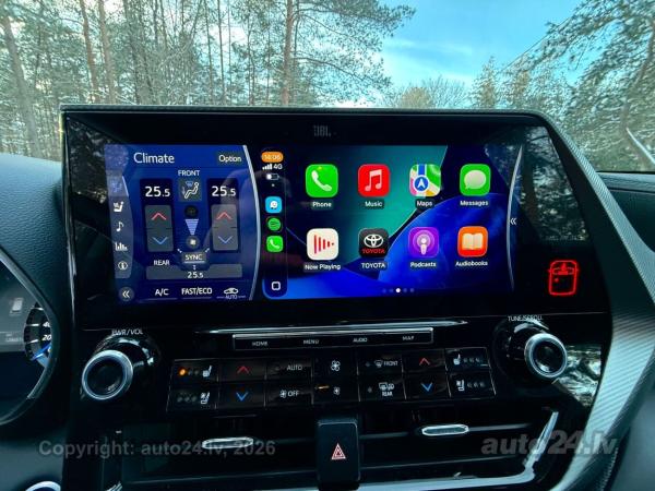 Pelēks Toyota Highlander 2021 Tallina, ar dzinēja tilpumu 2.50 L un nobraukumu 120 tūkst. km par 42900 €, foto 11 vietnē AUTOMOTO.COM.LV