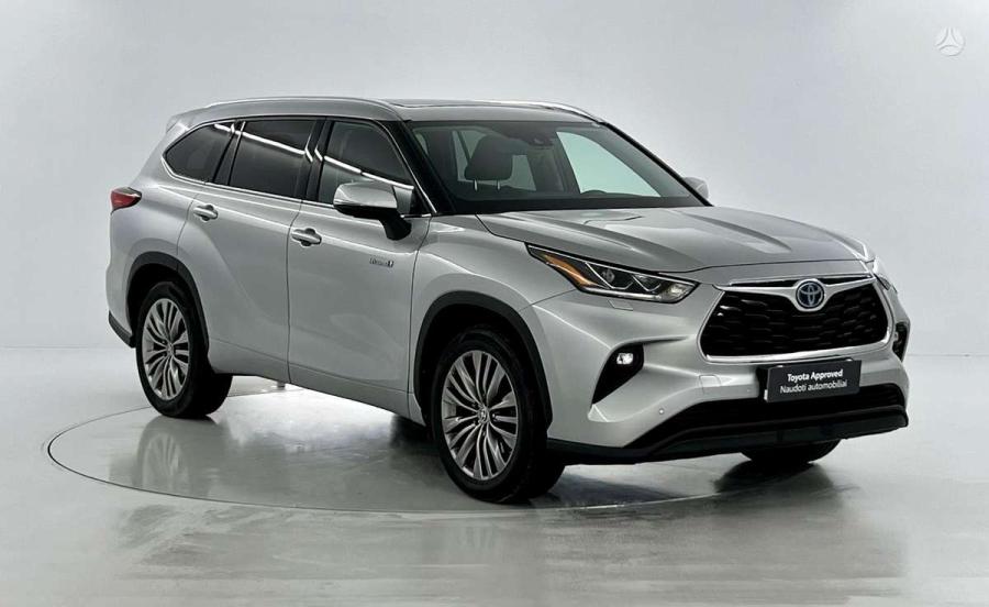Grey Toyota Highlander 2021 in Vilnius, with an engine capacity of 2.49 L and mileage of 156 thousand km for 38900 €, photo 19 on AUTOMOTO.COM.LV