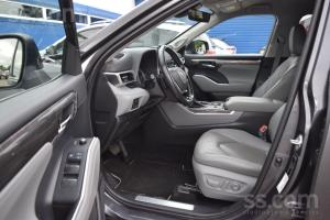 Pelēks Toyota Highlander 2022 Rīga, ar dzinēja tilpumu 2.50 L un nobraukumu 79 tūkst. km par 39900 €, foto 3 vietnē AUTOMOTO.COM.LV