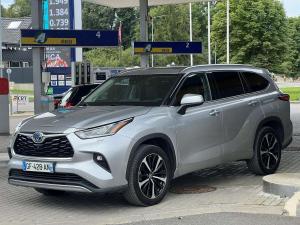 Серый Тойота Хайлендер 2022 в Укмерге, объемом двигателя 2.49 л и пробегом 288 тыс. км за 25550 €, фото 3 на AUTOMOTO.COM.LV