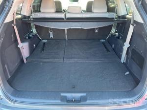 Pelēks Toyota Highlander 2023 Rīga, ar dzinēja tilpumu 2.50 L un nobraukumu 73 tūkst. km par 43990 €, foto 11 vietnē AUTOMOTO.COM.LV
