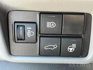Pelēks Toyota Highlander 2023 Rīga, ar dzinēja tilpumu 2.50 L un nobraukumu 73 tūkst. km par 43990 €, foto 17 vietnē AUTOMOTO.COM.LV