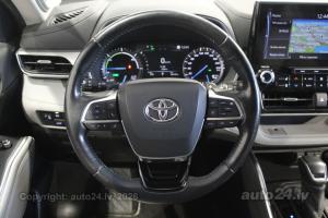 Pelēks Toyota Highlander 2021 Tallina, ar dzinēja tilpumu 2.50 L un nobraukumu 106 tūkst. km par 39990 €, foto 13 vietnē AUTOMOTO.COM.LV
