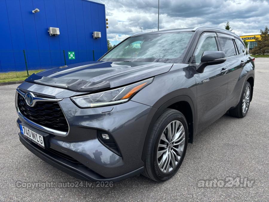 Pelēks Toyota Highlander 2021 Paide, ar dzinēja tilpumu 2.50 L un nobraukumu 233 tūkst. km par 28900 €, foto 1 vietnē AUTOMOTO.COM.LV