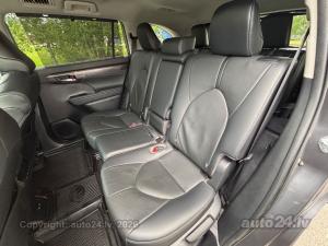 Pelēks Toyota Highlander 2021 Paide, ar dzinēja tilpumu 2.50 L un nobraukumu 233 tūkst. km par 28900 €, foto 14 vietnē AUTOMOTO.COM.LV