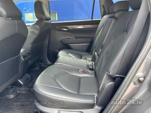 Pelēks Toyota Highlander 2021 Paide, ar dzinēja tilpumu 2.50 L un nobraukumu 233 tūkst. km par 28900 €, foto 15 vietnē AUTOMOTO.COM.LV