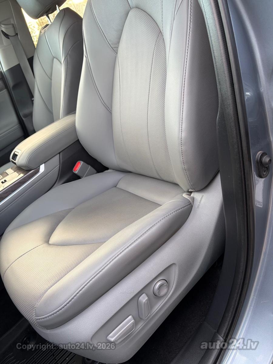 Pelēks Toyota Highlander 2021 Tallina, ar dzinēja tilpumu 2.50 L un nobraukumu 45 tūkst. km par 39990 €, foto 15 vietnē AUTOMOTO.COM.LV