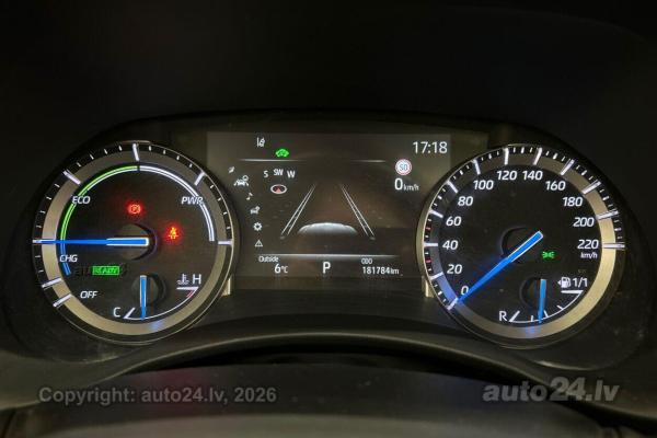 Pelēks Toyota Highlander 2022 Pērnava, ar dzinēja tilpumu 2.50 L un nobraukumu 182 tūkst. km par 38500 €, foto 11 vietnē AUTOMOTO.COM.LV