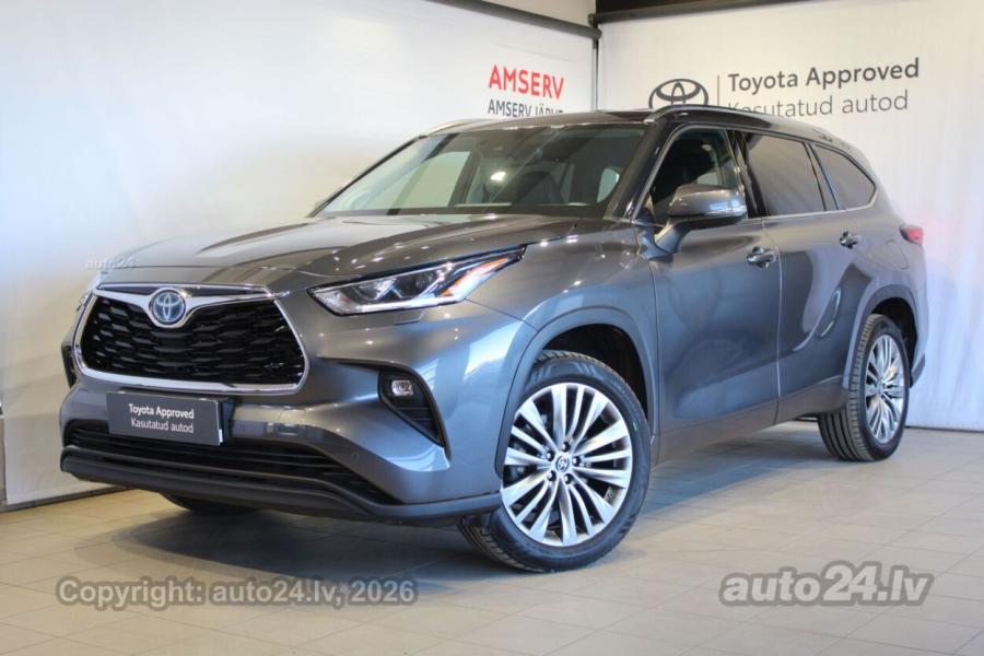 Pelēks Toyota Highlander 2022 Tallina, ar dzinēja tilpumu 2.50 L un nobraukumu 65 tūkst. km par 45490 €, foto 1 vietnē AUTOMOTO.COM.LV