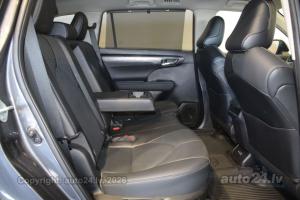 Pelēks Toyota Highlander 2022 Tallina, ar dzinēja tilpumu 2.50 L un nobraukumu 65 tūkst. km par 45490 €, foto 7 vietnē AUTOMOTO.COM.LV