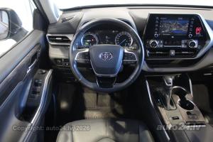 Pelēks Toyota Highlander 2022 Tallina, ar dzinēja tilpumu 2.50 L un nobraukumu 65 tūkst. km par 45490 €, foto 9 vietnē AUTOMOTO.COM.LV