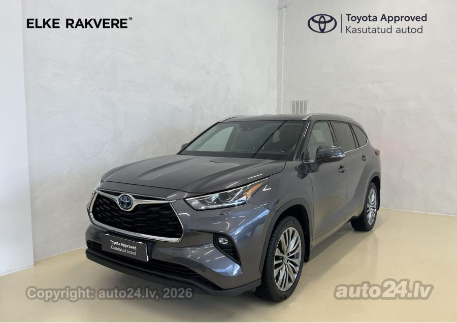 Pelēks Toyota Highlander 2022 Rakvere, ar dzinēja tilpumu 2.49 L un nobraukumu 120 tūkst. km par 39990 €, foto 1 vietnē AUTOMOTO.COM.LV