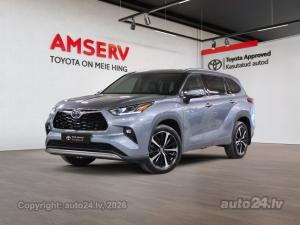 Grey Toyota Highlander 2022 in Tallinn, with an engine capacity of 2.50 L and mileage of 76 thousand km for 43490 €, photo  on AUTOMOTO.COM.LV