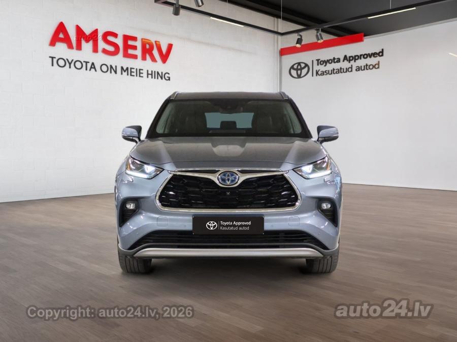 Grey Toyota Highlander 2022 in Tallinn, with an engine capacity of 2.50 L and mileage of 76 thousand km for 43490 €, photo 6 on AUTOMOTO.COM.LV