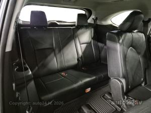 Grey Toyota Highlander 2022 in Tallinn, with an engine capacity of 2.50 L and mileage of 76 thousand km for 43490 €, photo 17 on AUTOMOTO.COM.LV