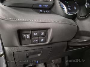 Grey Toyota Highlander 2022 in Tallinn, with an engine capacity of 2.50 L and mileage of 76 thousand km for 43490 €, photo 19 on AUTOMOTO.COM.LV