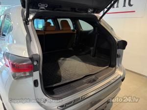 Pelēks Toyota Highlander 2024 Tallina, ar dzinēja tilpumu 2.50 L un nobraukumu 35 tūkst. km par 51900 €, foto 8 vietnē AUTOMOTO.COM.LV