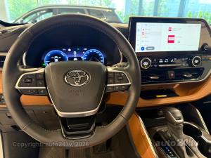 Pelēks Toyota Highlander 2024 Tallina, ar dzinēja tilpumu 2.50 L un nobraukumu 35 tūkst. km par 51900 €, foto 11 vietnē AUTOMOTO.COM.LV