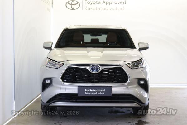 Toyota Highlander 2024 Tallina vietnē Pelēks Toyota Highlander 2024 Tallina, ar dzinēja tilpumu 2.49 L un nobraukumu 47 tūkst. km par 53000 €, foto 6 vietnē AUTOMOTO.COM.LV