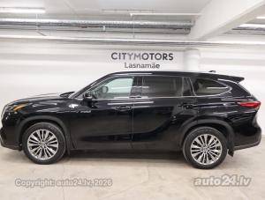 Toyota Highlander 2021 Tallina, ar dzinēja tilpumu 2.50 L un nobraukumu 118 tūkst. km par 37900 €, foto 3 vietnē AUTOMOTO.COM.LV