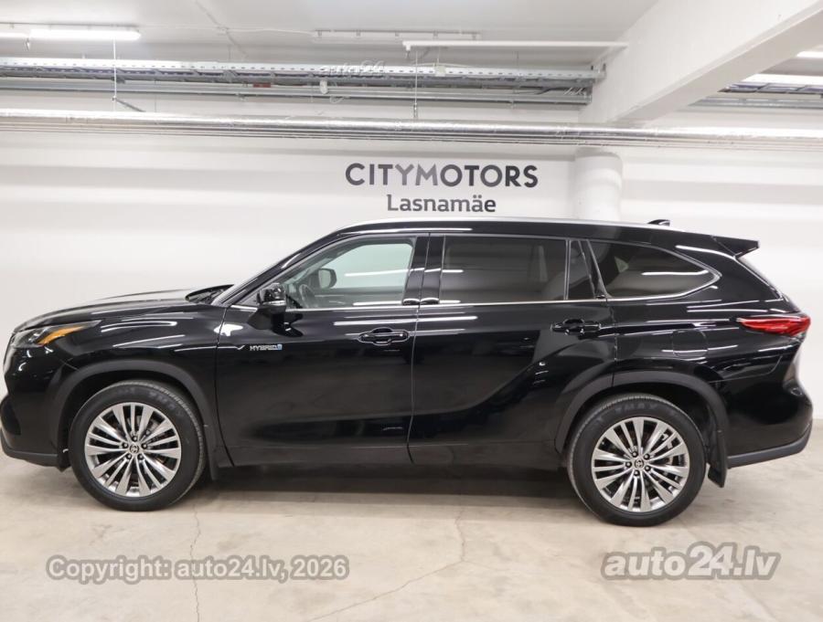 Toyota Highlander 2021 Tallina, ar dzinēja tilpumu 2.50 L un nobraukumu 118 tūkst. km par 37900 €, foto 3 vietnē AUTOMOTO.COM.LV