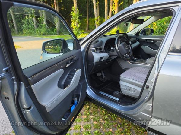 Toyota Highlander 2021 Tallina, ar dzinēja tilpumu 2.50 L un nobraukumu 44 tūkst. km par 44950 €, foto 10 vietnē AUTOMOTO.COM.LV