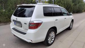 Balts Toyota Highlander 2009 Viļņa, ar dzinēja tilpumu 3.31 L un nobraukumu 374 tūkst. km par 10500 €, foto 4 vietnē AUTOMOTO.COM.LV