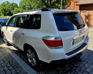 Balts Toyota Highlander 2013 Panevēža, ar dzinēja tilpumu 3.46 L un nobraukumu 251 tūkst. km par 13250 €, foto 4 vietnē AUTOMOTO.COM.LV