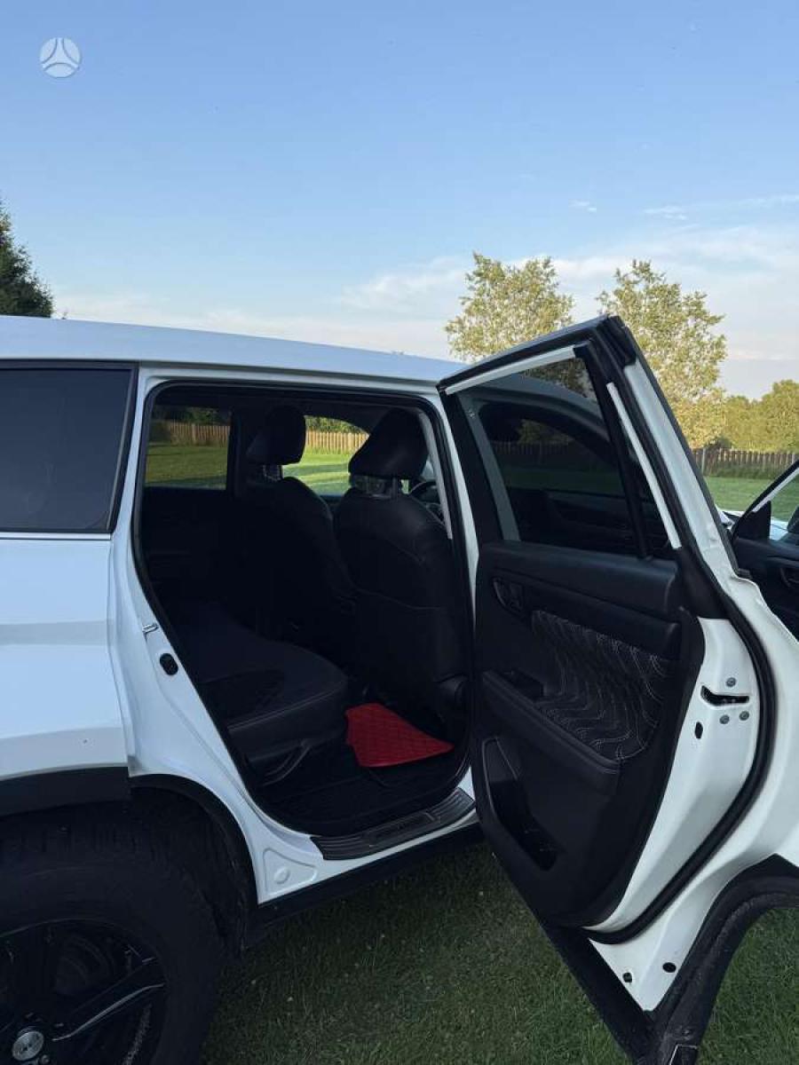 Balts Toyota Highlander 2020 Plungė, ar dzinēja tilpumu 3.46 L un nobraukumu 37 tūkst. km par 31000 €, foto 7 vietnē AUTOMOTO.COM.LV