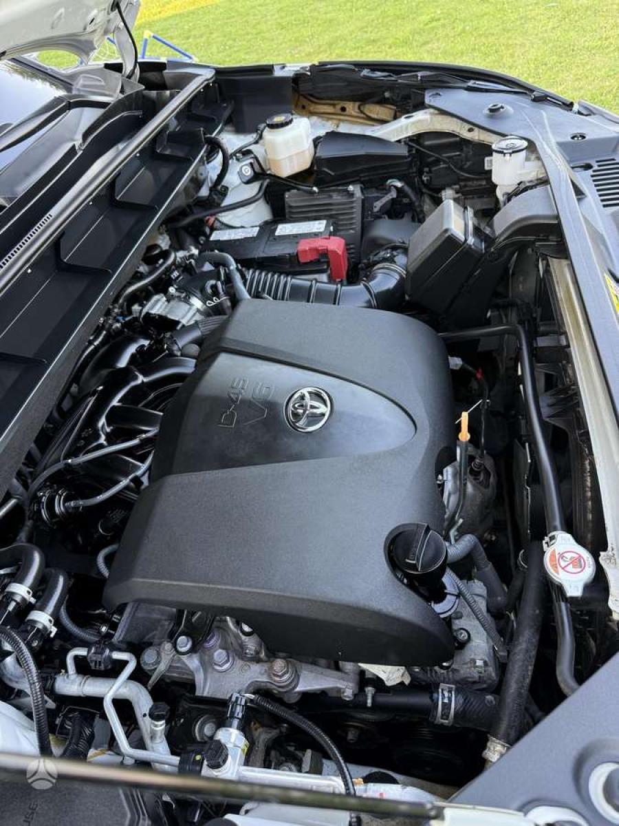 Balts Toyota Highlander 2020 Plungė, ar dzinēja tilpumu 3.46 L un nobraukumu 37 tūkst. km par 31000 €, foto 18 vietnē AUTOMOTO.COM.LV