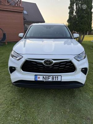 Balts Toyota Highlander 2020 Plungė, ar dzinēja tilpumu 3.46 L un nobraukumu 37 tūkst. km par 31000 €, foto 20 vietnē AUTOMOTO.COM.LV