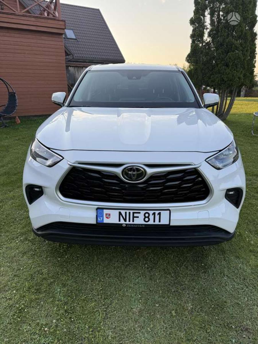 Balts Toyota Highlander 2020 Plungė, ar dzinēja tilpumu 3.46 L un nobraukumu 37 tūkst. km par 31000 €, foto 20 vietnē AUTOMOTO.COM.LV